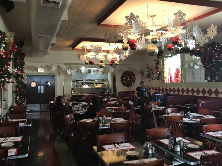Famous Classic Restaurants in Chicago, IL