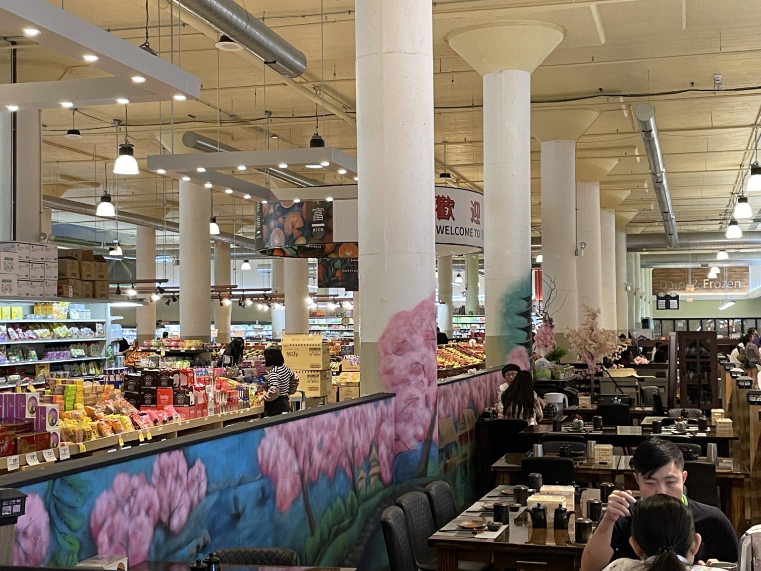 What to do and Where to Eat in Chicago's Chinatown