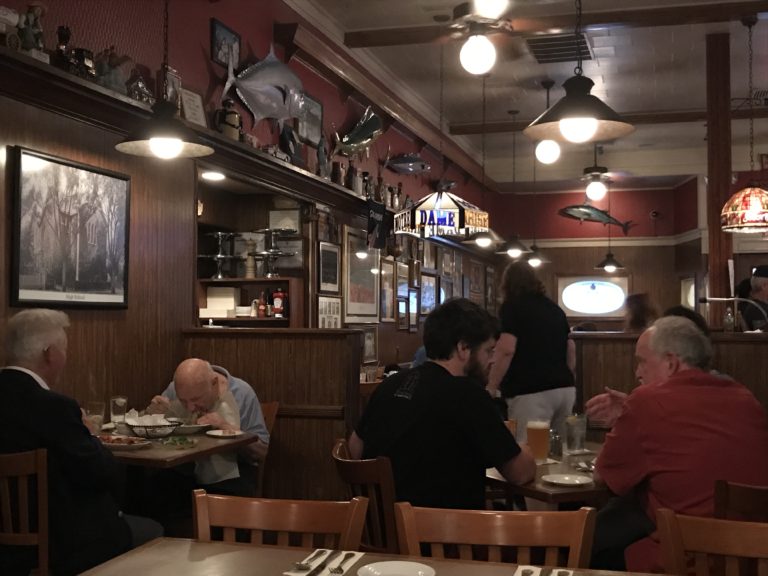 What to Do and Where to Eat in Manasquan, NJ