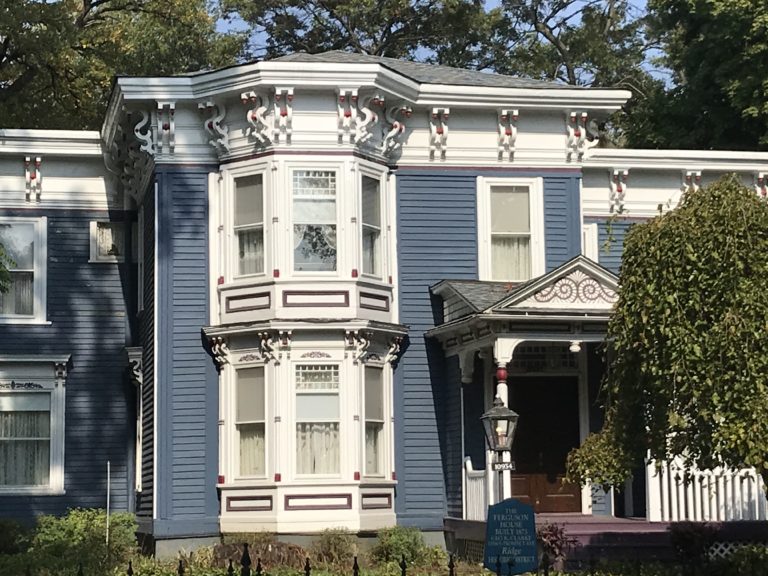 Exploring the Best of Beverly in Chicago, IL - Globalphile